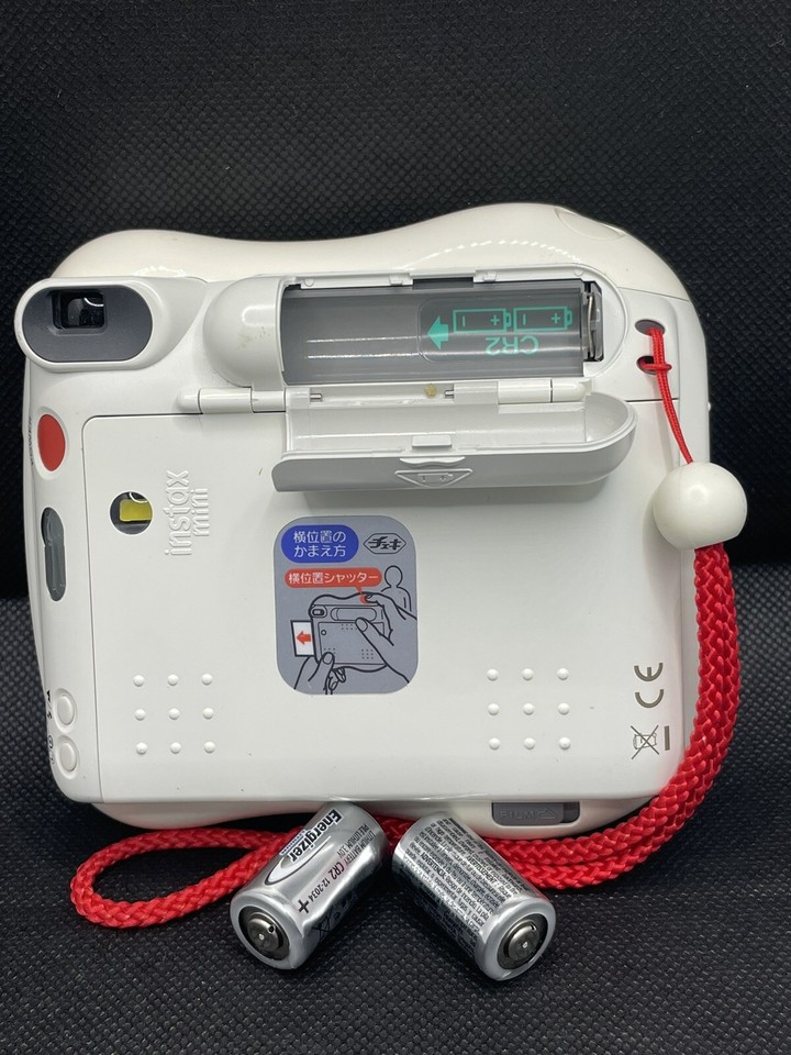 FUJIFILM INSTAX MINI 25 Hello Kitty Instant camera Color Film 60mm Lens ...