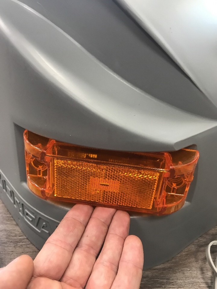 Morgan Corner Cap - Passenger Side OEM - 62664 + LIGHT 066681 Box Truck ...