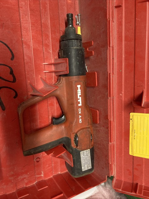 Hilti DX A40 Powder Actuated Concrete Nail Gun Ed4u 8121 for sale ...