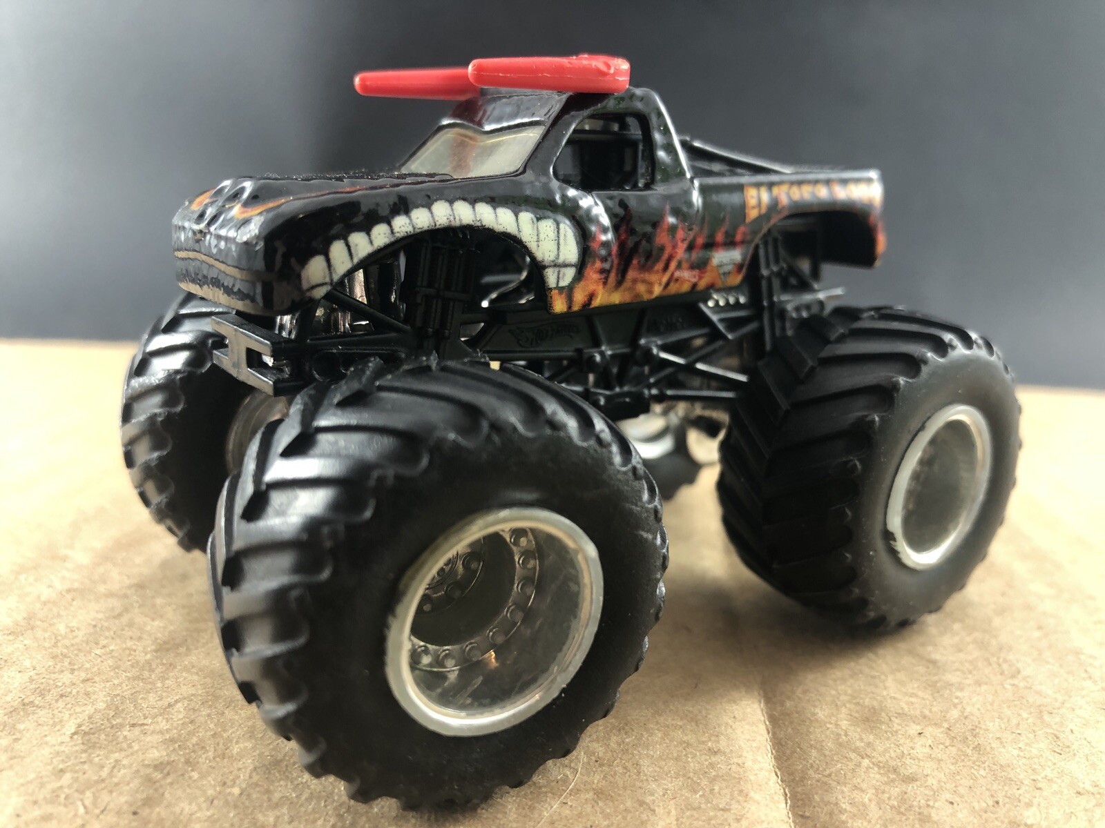 Monster Jam Black El Toro Loco Monster Truck 1:64, COMB SHIP $1 PER ...
