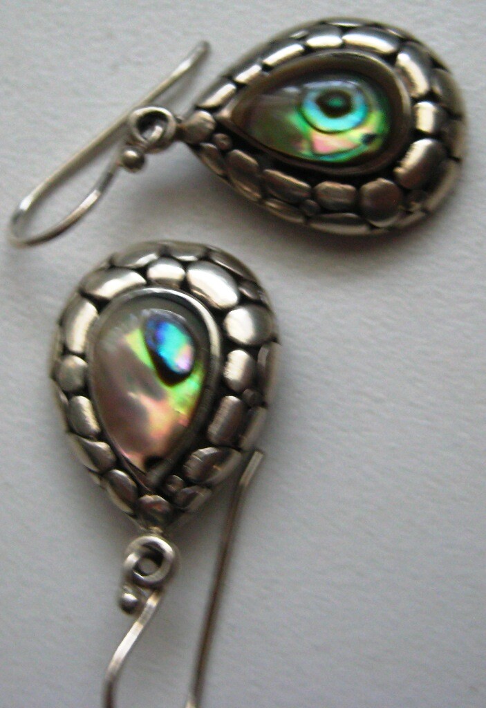Vintage teardrop abalone shell inlay silverplated dan… - Gem