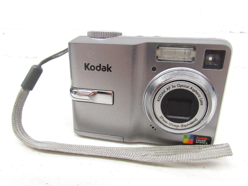 Kodak EasyShare C743 Silver Compact 7.1MP Digital Camera w/ SD Card ...