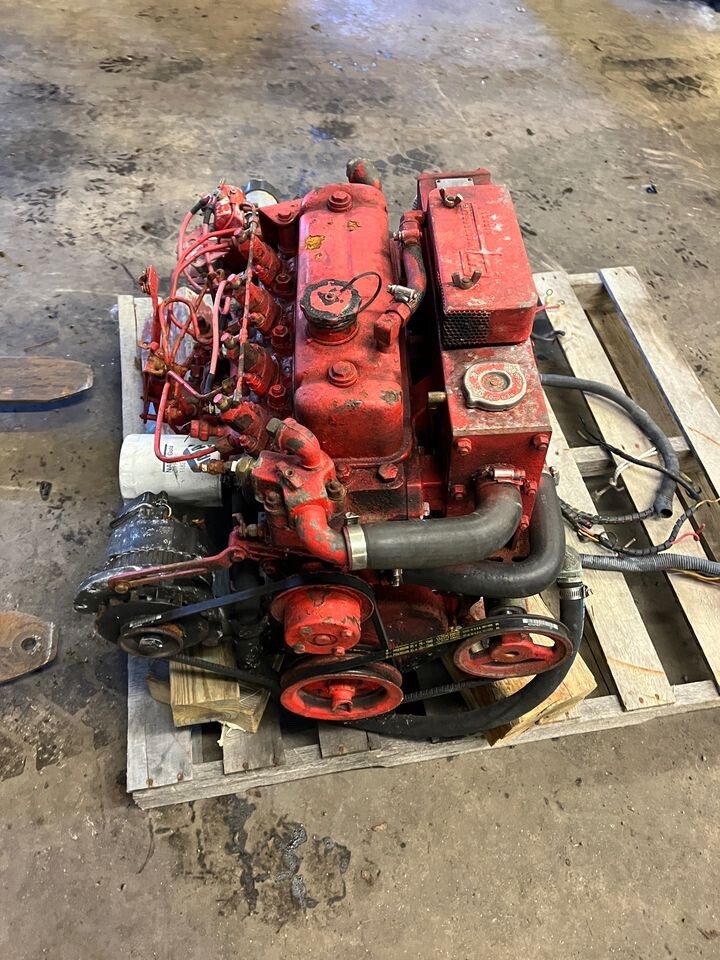 Westerbeke 30 / W30 Marine Diesel Engine with Transmission/Gear and ...