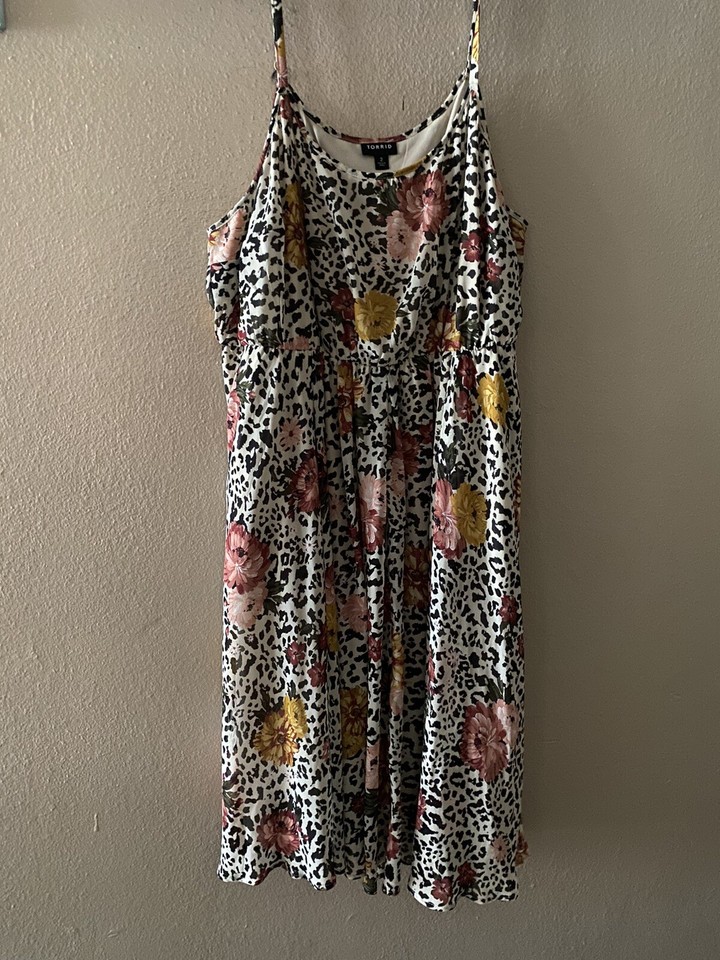 TORRID LEOPARD FLORAL CHIFFON MIDI DRESS Torrid Size 2 18/20 | eBay