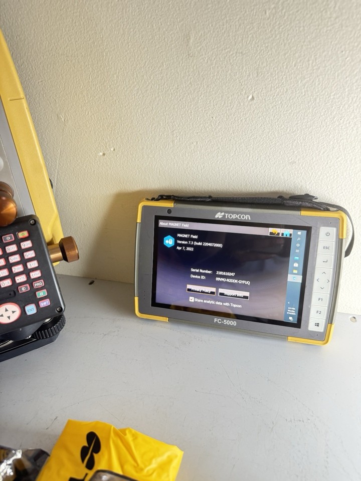 Topcon DS‑103AC Robotic Total Station (JP1049) Topcon FC-5000 Field ...