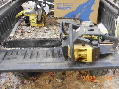 McCulloch Timber Bear Chainsaw Original 20 inch bar and chain runs well ...