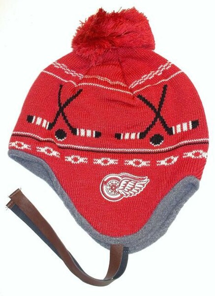 Detroit Red Wings Ccm Knit Beanie Tuque Hat NHL Vintage Team Classic ...