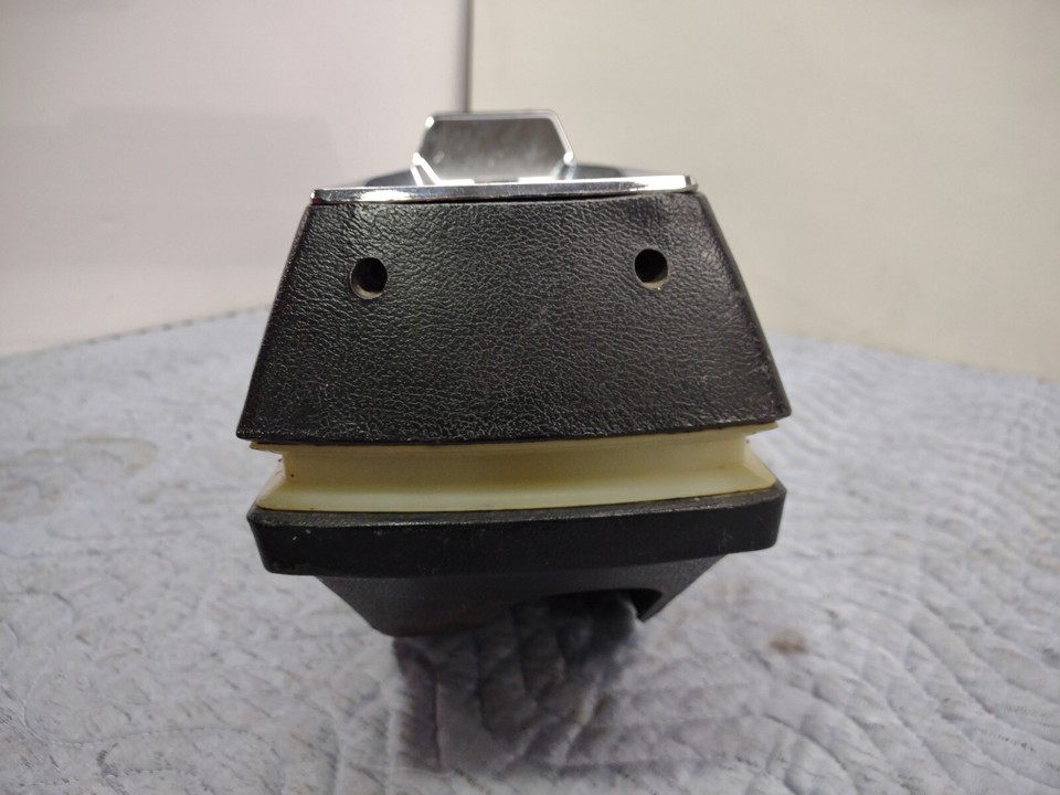1967-1969 Oldsmobile 442 Cutlass Factory Automatic Console DR OLDS