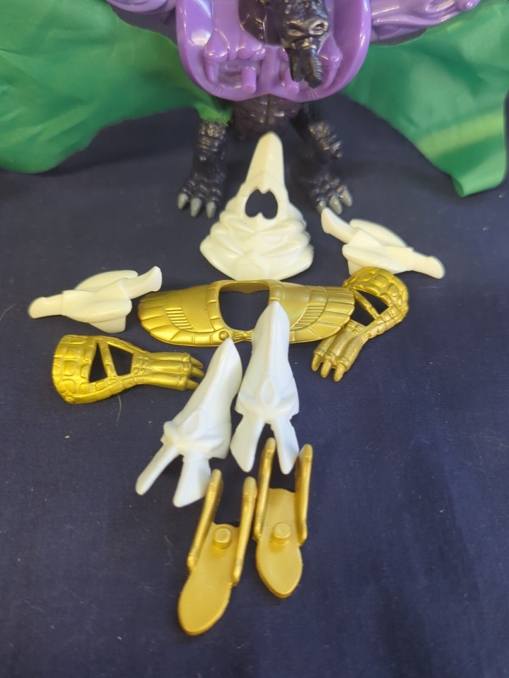 Bandai 1997 Power Rangers in Space Silver Battlized Power Ranger Dragon ...