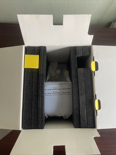 CAPCOM RETRO STATION CONSOLE- 10 GAMES-MEGA MAN/STREET FIGHTER- NEVER ...