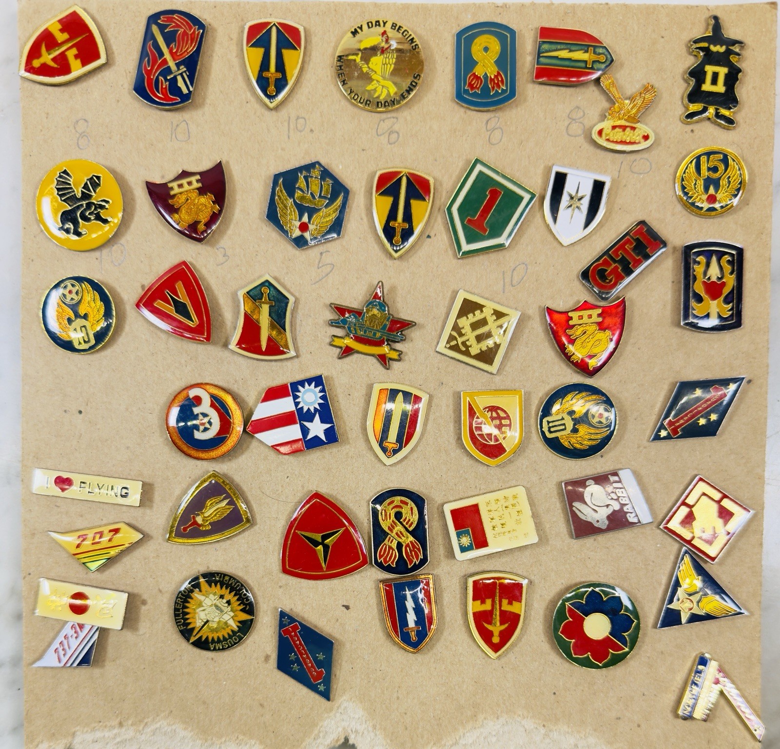Military Insignia Enamel Pins Badges Veteran Unit Crest Shoulder Lot Of ...
