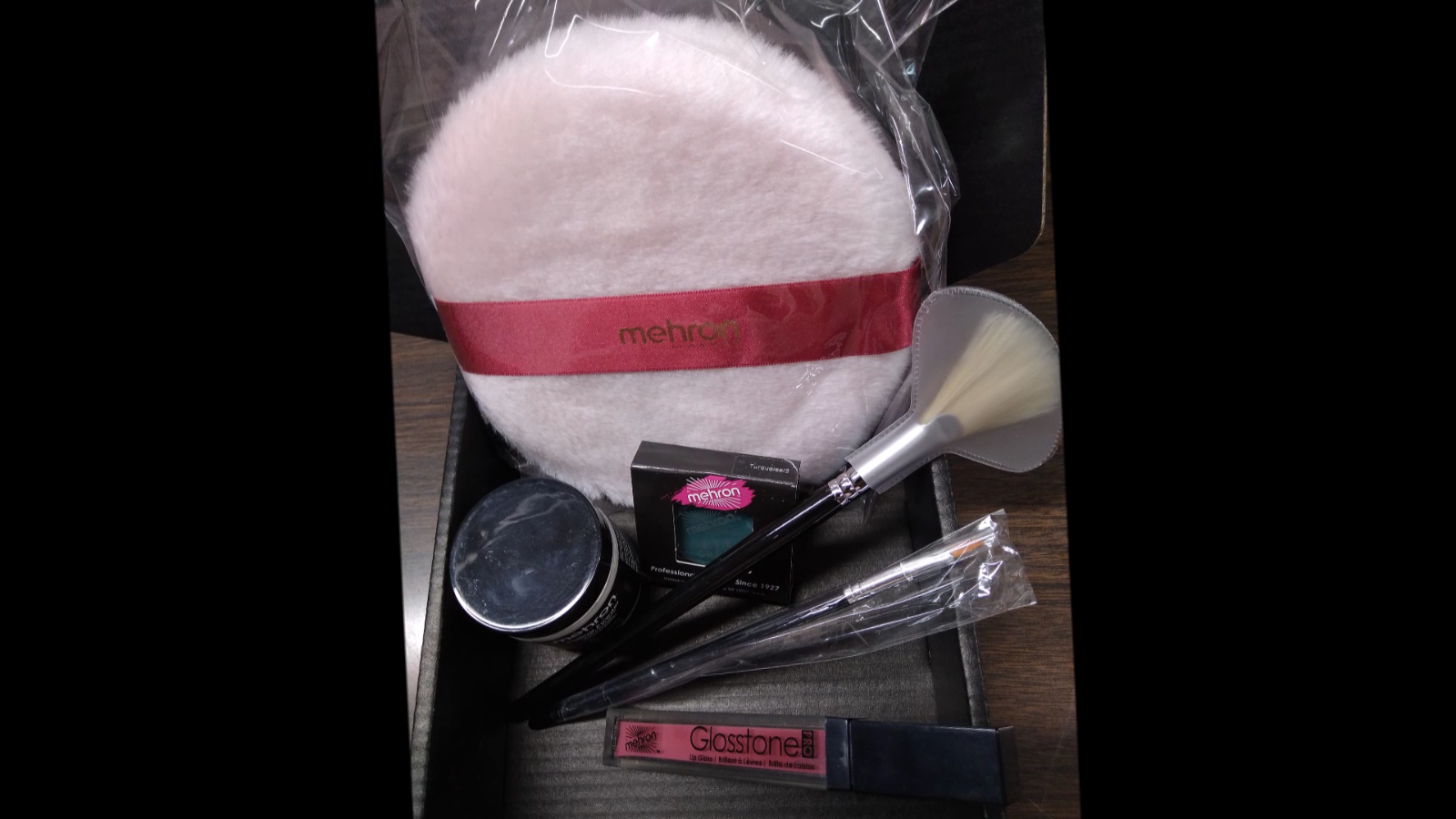 6pc Mehron Deal Box body puff brushes glosstone eye cream setting ...