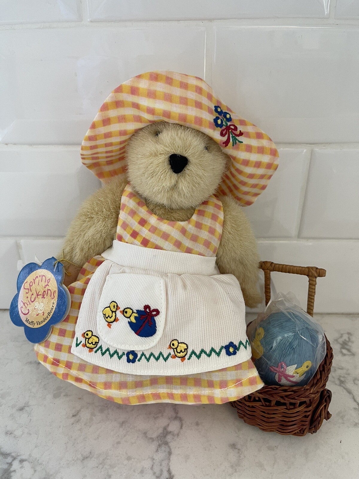 Muffy VanderBear Spring Chickens. New and Complete! | eBay