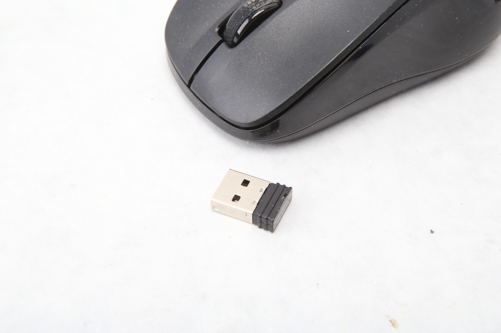 Staples Wireless Optical Mouse PC Mac USB receiver 2.4 GHz Vertical ...