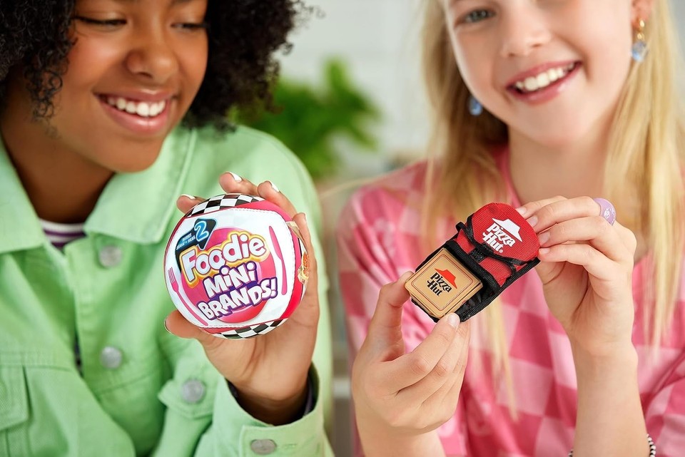 Mini Brands Mini Foodies Series 2 Collector Kit – Ultimate Fast Food ...