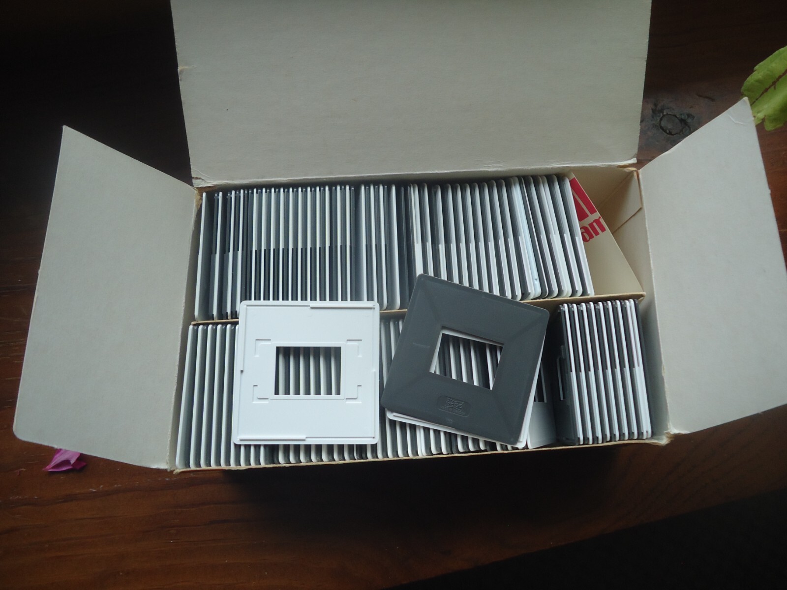 35mm Glassless Slide Mount - 100 Plastic Mounts for sale online | eBay