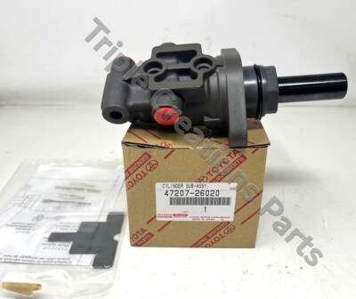 4720726020 Genuine Toyota Cylinder Sub-Assy Brake Master Less Reservoir ...
