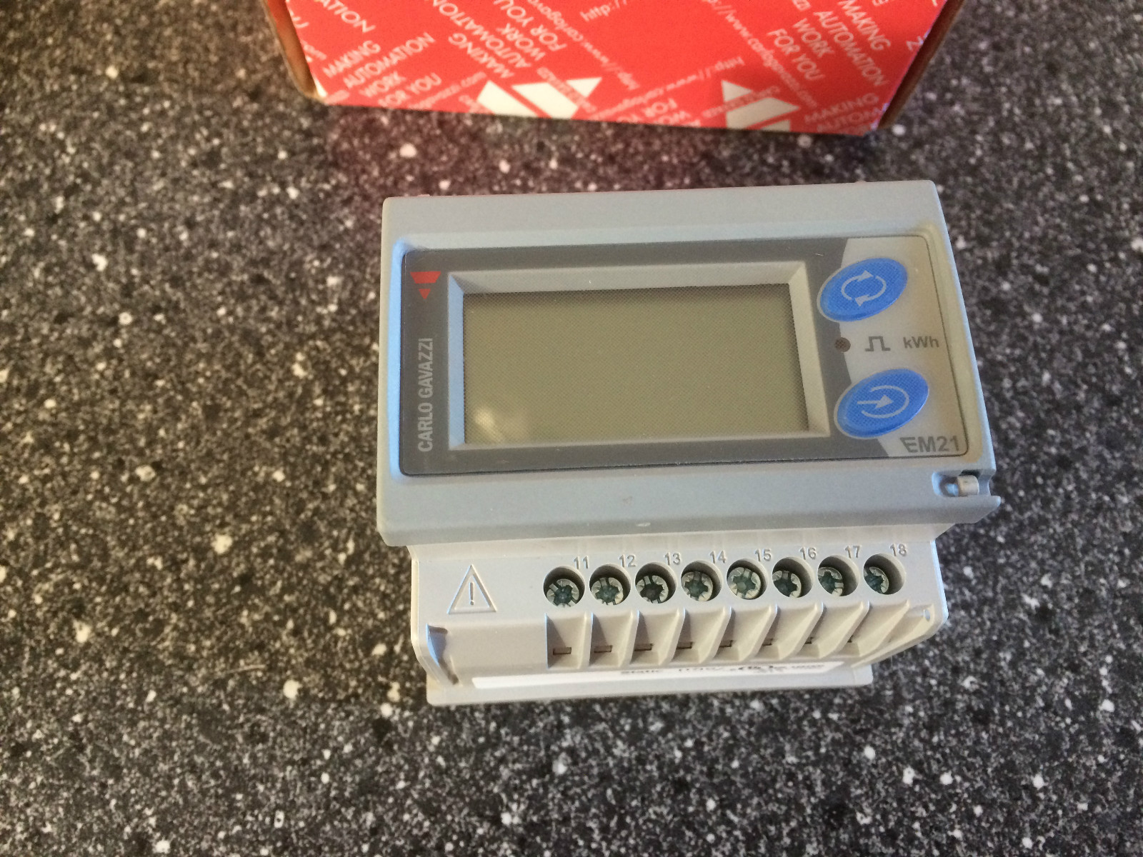 Carlo Gavazzi LCD TPN Electric Consumption Meter 3 Phase in Panel Mount ...