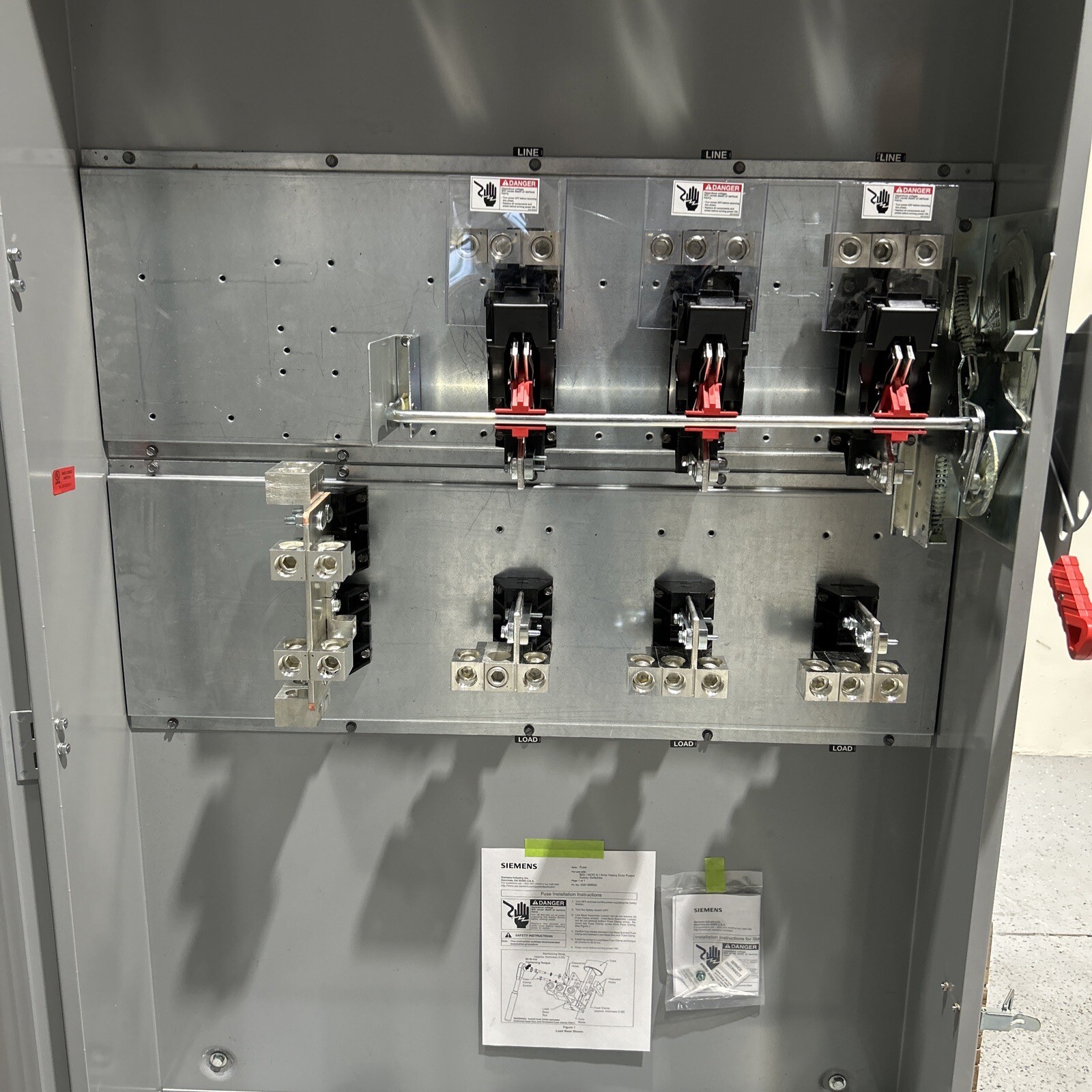 800 AMP DISCONNECT SIEMENS HF367NR 3PH 600V NEMA 3R Service Entrance ...