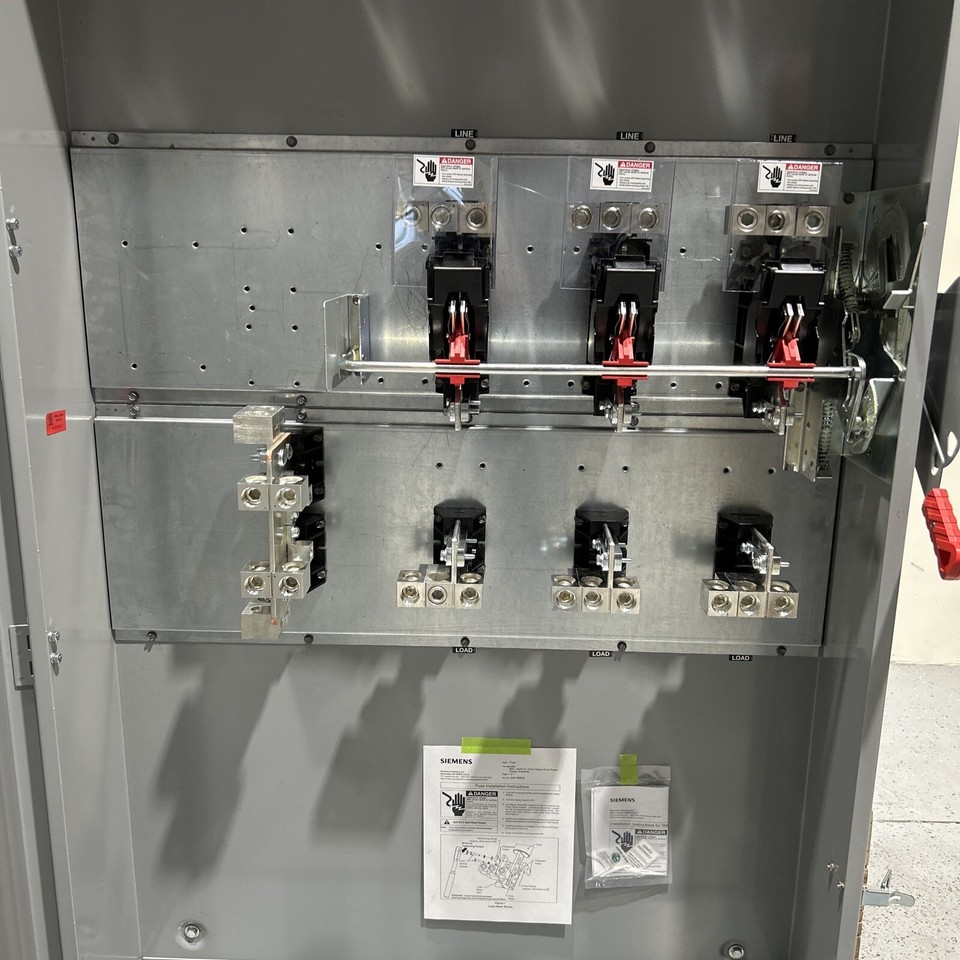 800 AMP DISCONNECT SIEMENS HF367NR 3PH 600V NEMA 3R Service Entrance ...
