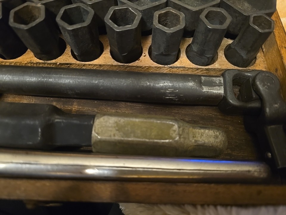 Pre 1920's Antique MODEL T FORD Old FRANK MOSSBERG Socket Set TOOL BOX ...