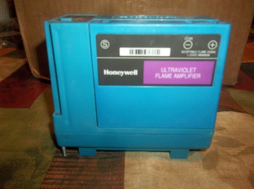 HONEYWELL BURNER CONTROL RM7895C1012 RM7895C TESTED | eBay