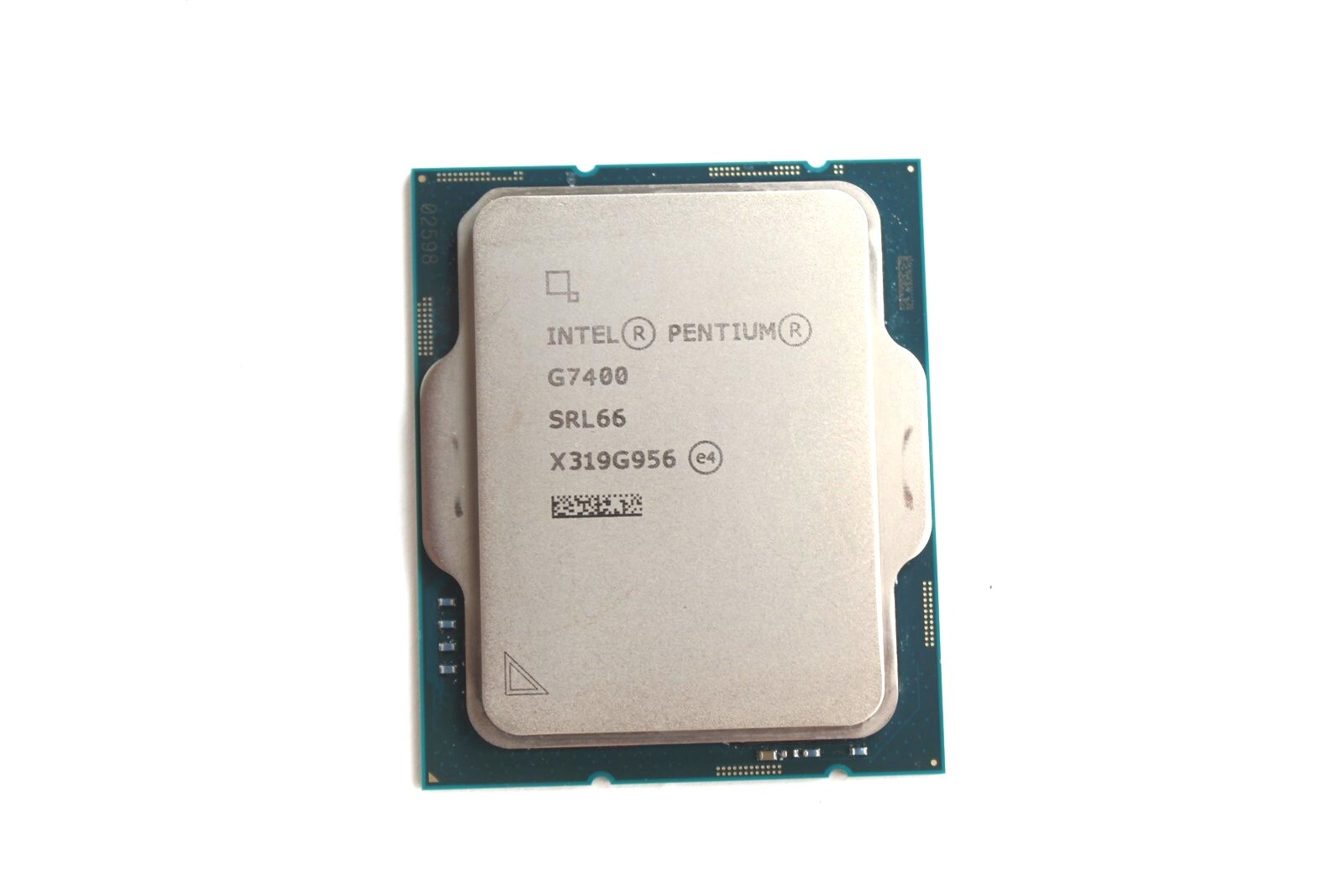 Intel Pentium Gold G7400 CPU SRL66 3.7GHz LGA 1700 6MB Processor | eBay