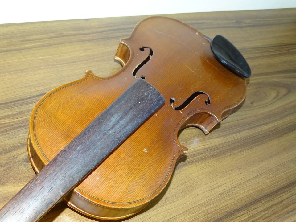 ATTIC FOUNDING OLD CHILDREN'S VIOLIN (Nr. 372) - for renovation | eBay
