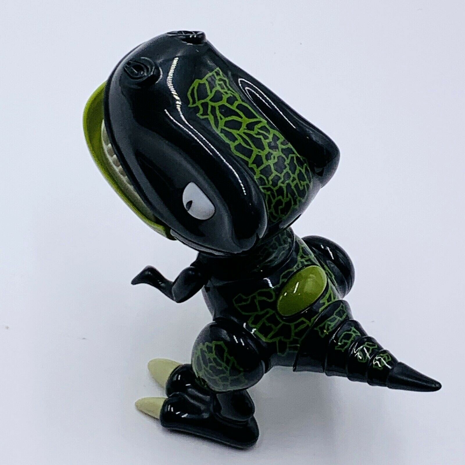 Zoomer Chomplingz Tiger Tail Z-Rex Interactive Chomping Black/Green ...