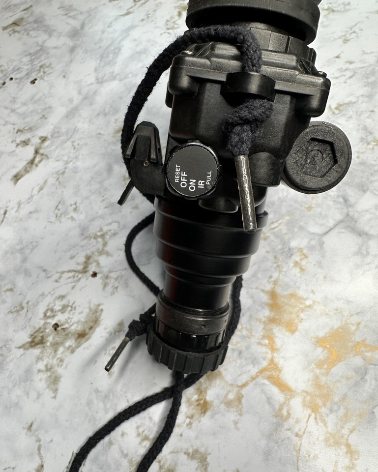 AN/PVS-7D NIGHT VISION BINOCULAR - Gen 3 - MX-10130 | eBay