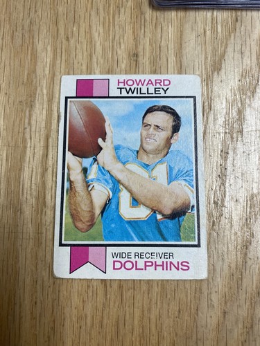 1973 Topps Football Howard Twilley Dolphins Card #21 | eBay