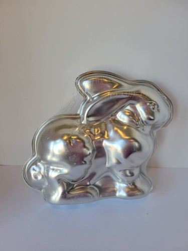 Aluminum Rabbit Cake Pan Baking Mold 2 Piece 3D Nordic Ware #fun # ...