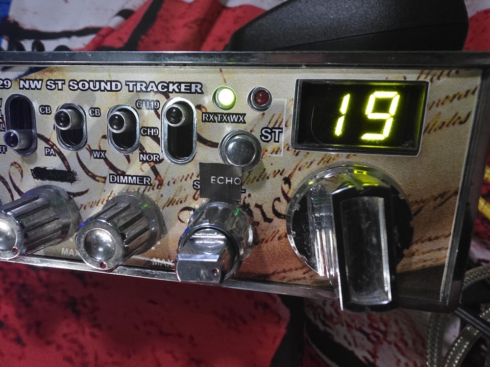 pro set up U.S.A. Constitution face Cobra 29 CB Radio Echo peak tune ...