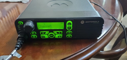 Motorola XPR 4580 DMR 900mhz Connect Plus mobile radio in great shape ...