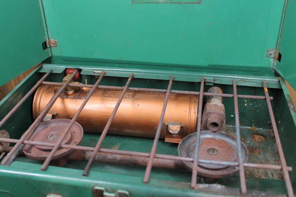 Vintage Coleman Stove Model 421-D 2 Burner Classic Green Camping Used ...