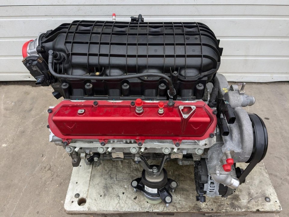 2024 Corvette Stingray Z51 - OEM 6.2L LT2 Engine Assembly w ...