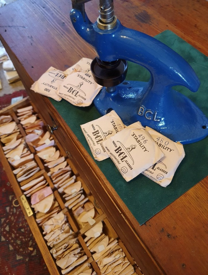 Low Dome Watch and Pocket Watch Crystals BCL 12.6 - 35.8 mm British ...