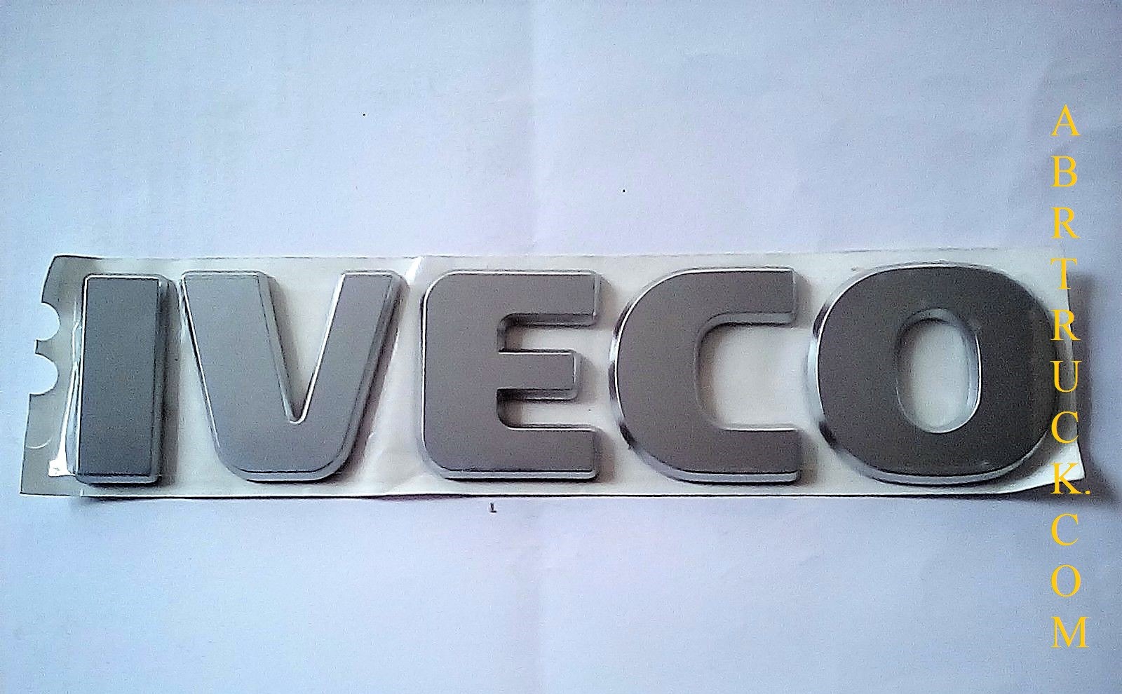 SIGLA LOGO STEMMA ADESIVO 22 * 5 CM ADATTO A PER IVECO FIAT CAMION ...