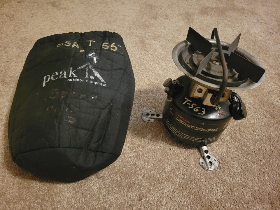 Vintage Coleman Peak 1 Feather 400 (400B) Single Burner Camping Stove ...