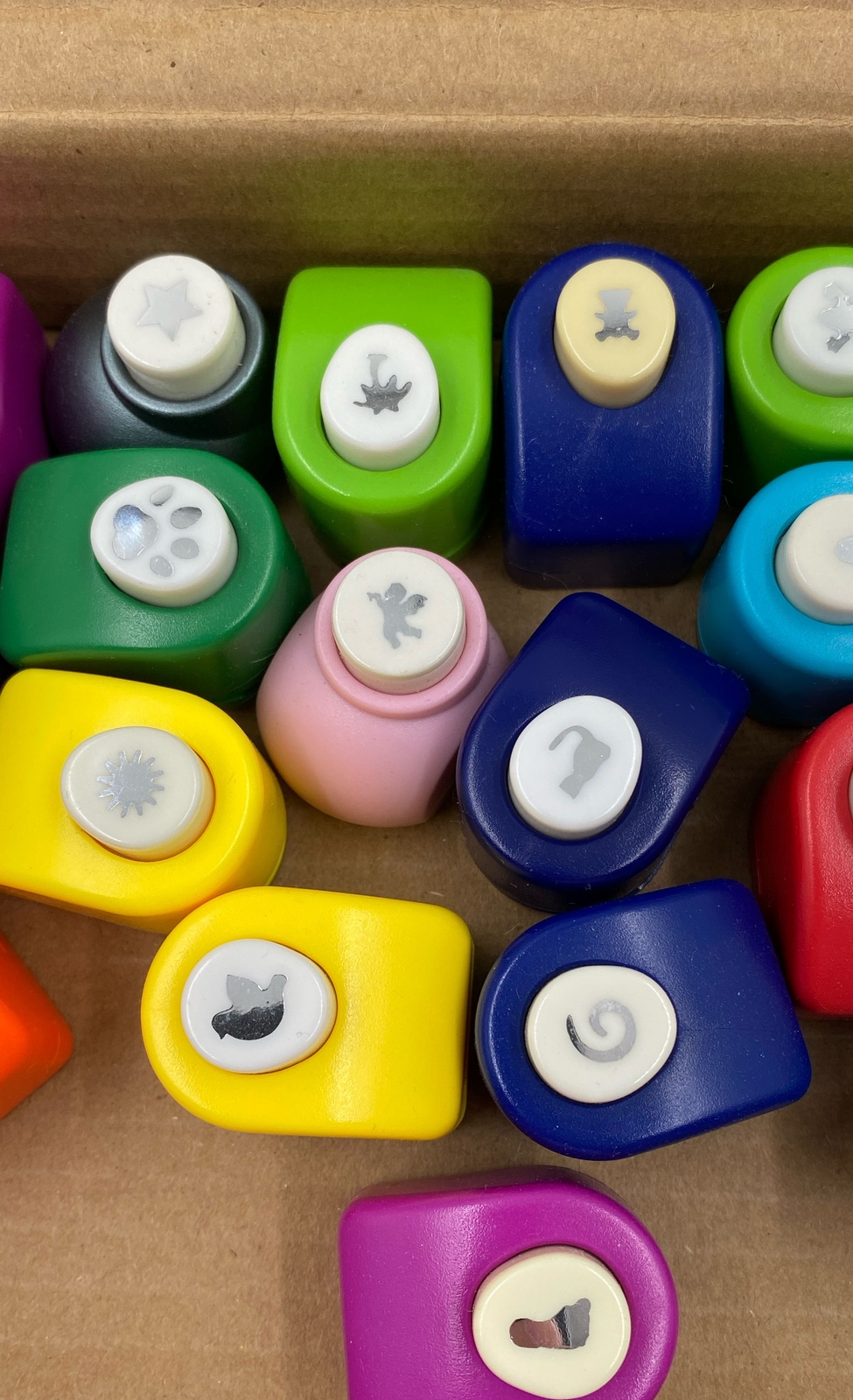 Scrapbooking Multicolor Hand Held Craft Tools Animal Shape Punches Lot ...