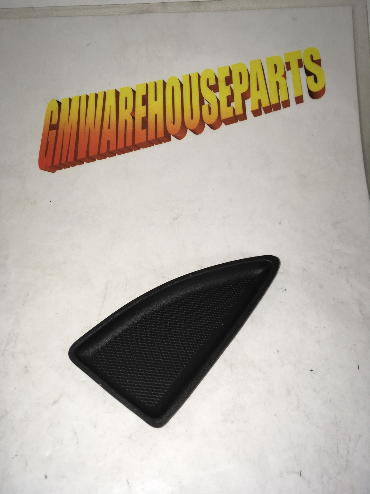 2016-2018 MALIBU PASSENGER DOOR PULL CUP SCREW COVER NEW GM # 23451120 ...