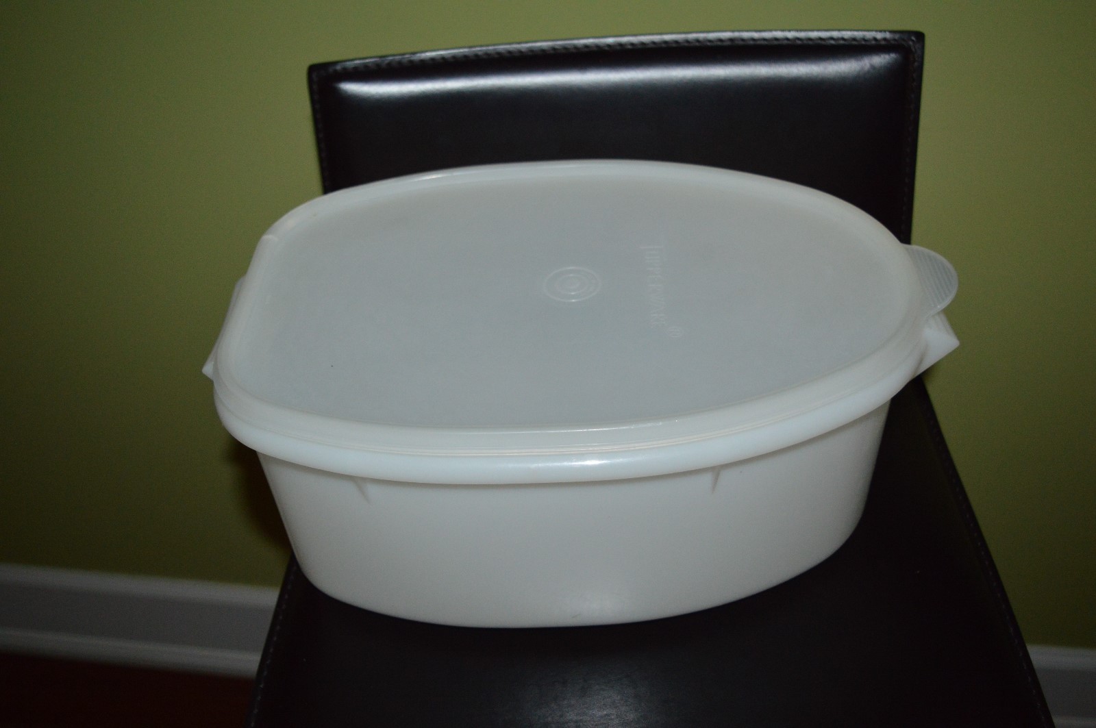 Vintage Tupperware Large Flavor Saver Roast Ham Turkey Container w ...