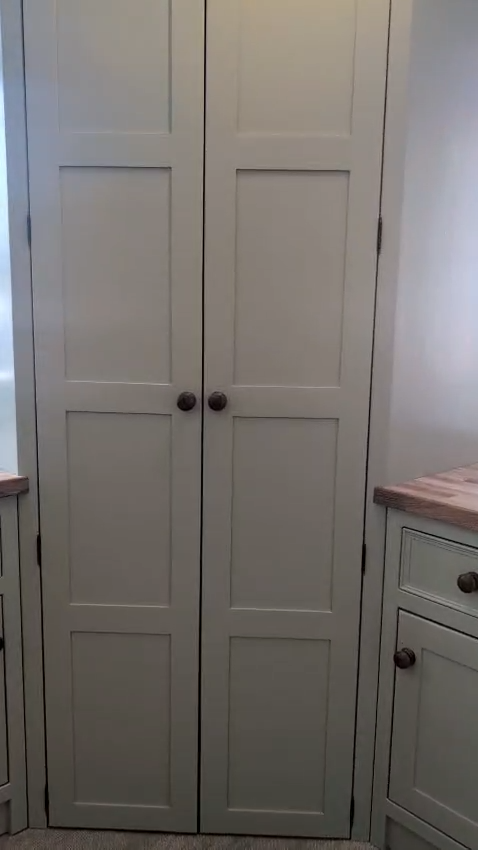 Walk-in Pantry Corner Cupboard set-up with Base units *IN STOCK AND ...