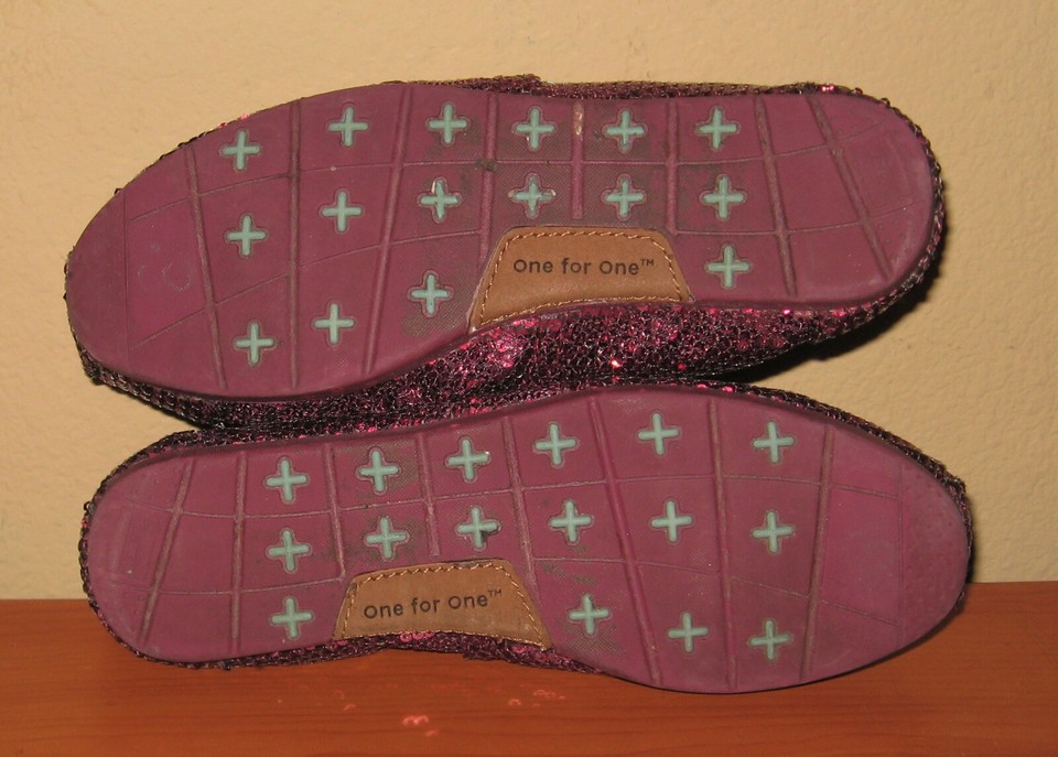 TOMS Red Purple Burgundy Sequin Sparkly Glitter Classic Slip On Loafer ...