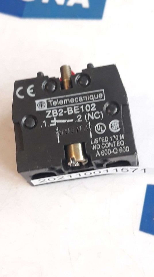 Schneider ZB2 BE102 Contact Block A600 Q600 400V (new old stock) | eBay