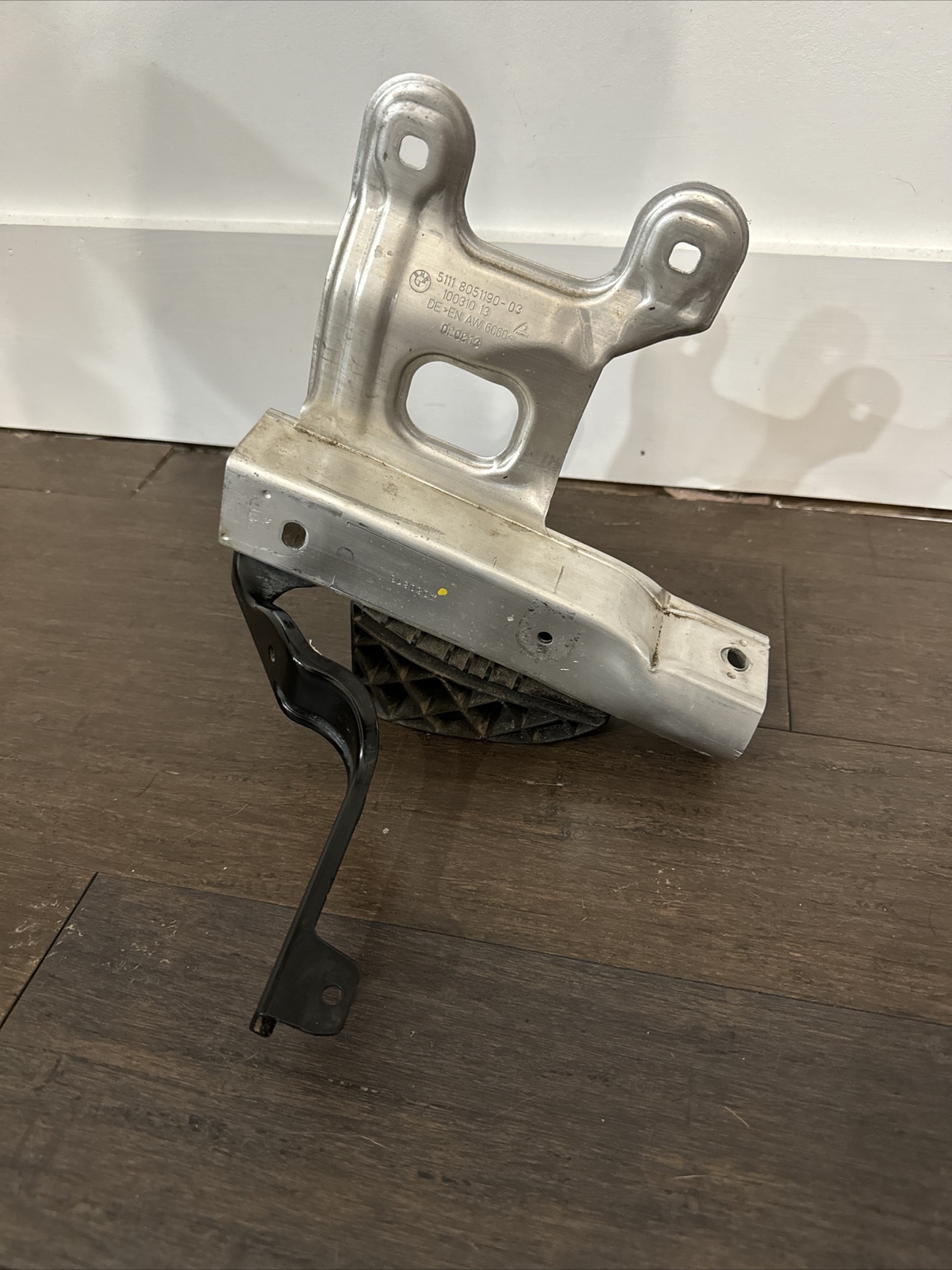 12-21 BMW 2 3 4 SERIES F22 F30 F32 FRONT RIGHT BUMPER MOUNT BRACKET ...