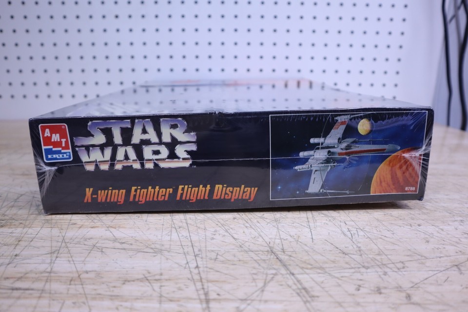 New STAR WARS X-Wing Fighter Flight Display Model Kit AMT ERTL - SEALED ...