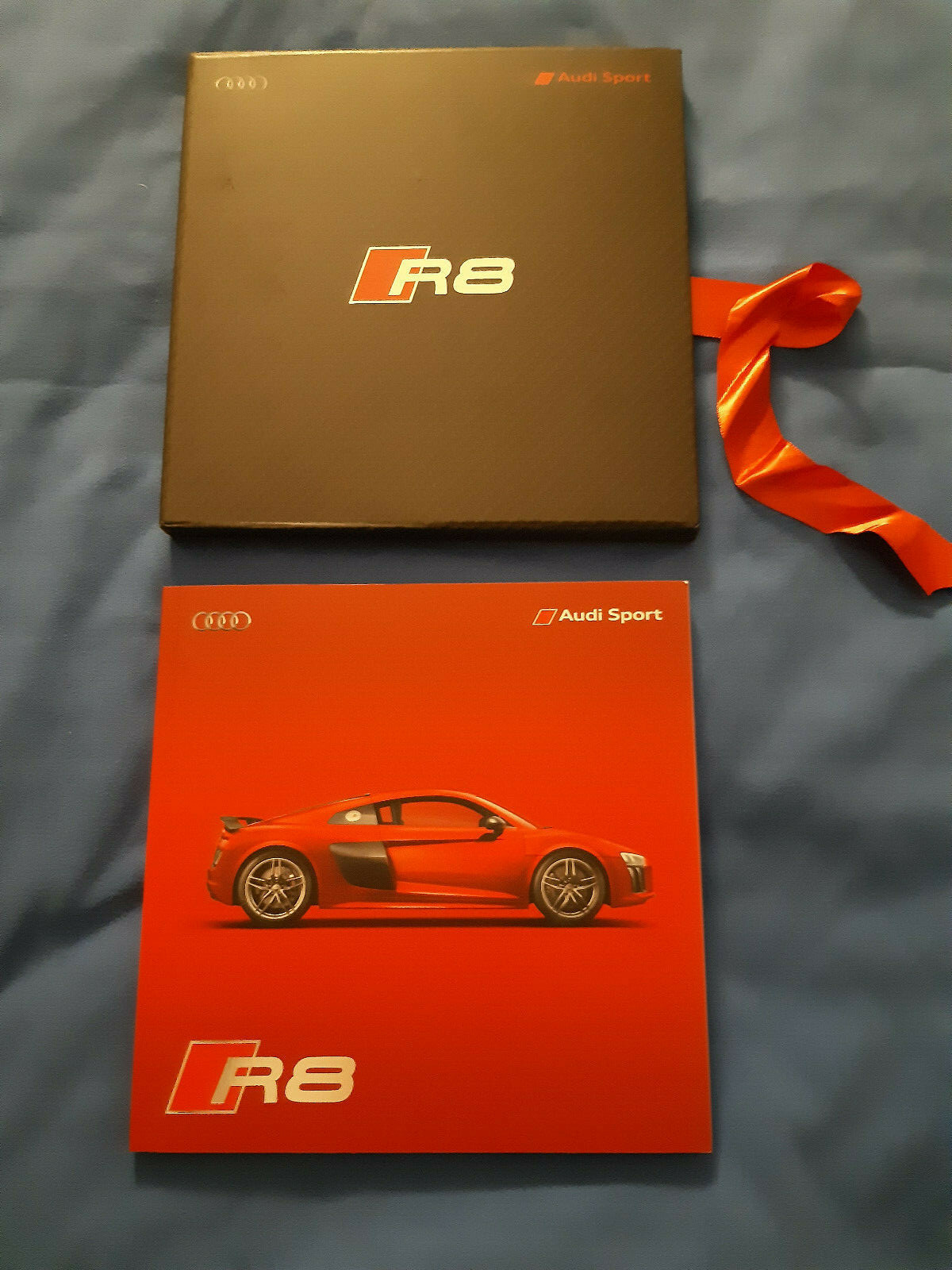 2016 Audi R8 Coupe Plus Brochure Prospekt mit hardcover Schuber ...