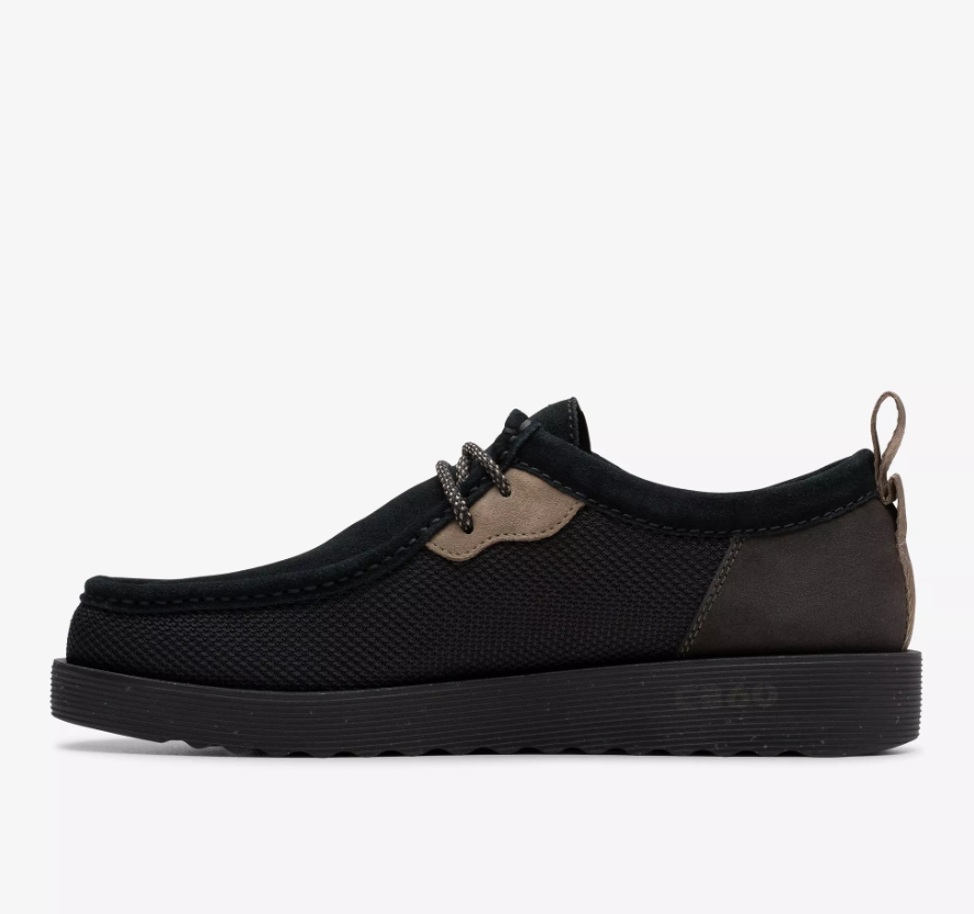 SELLING FAST CLARKS MEN'S Wallabee FTR 2 Lo Regular Size US, Black ...
