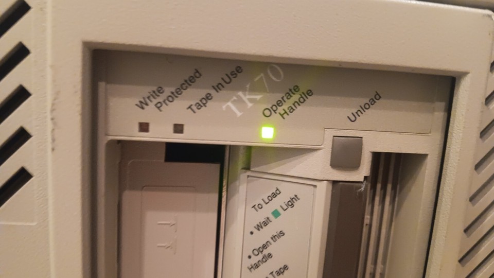 Digital Equipment Corporation (DEC) VAX4000-400 Minicomputer | eBay